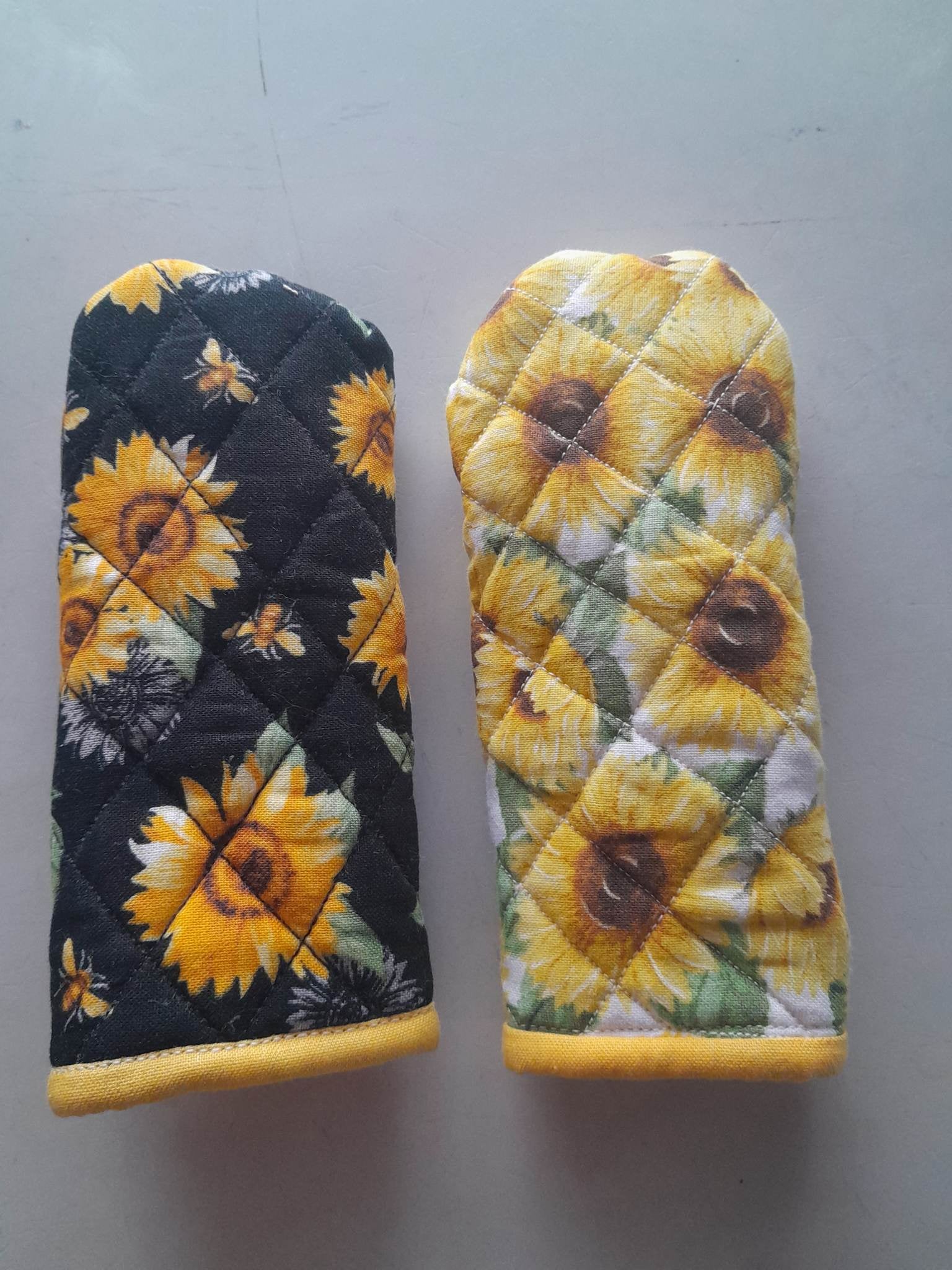 Cast Iron Skillet Holder Set - Sunflowers | Fiat Homestead